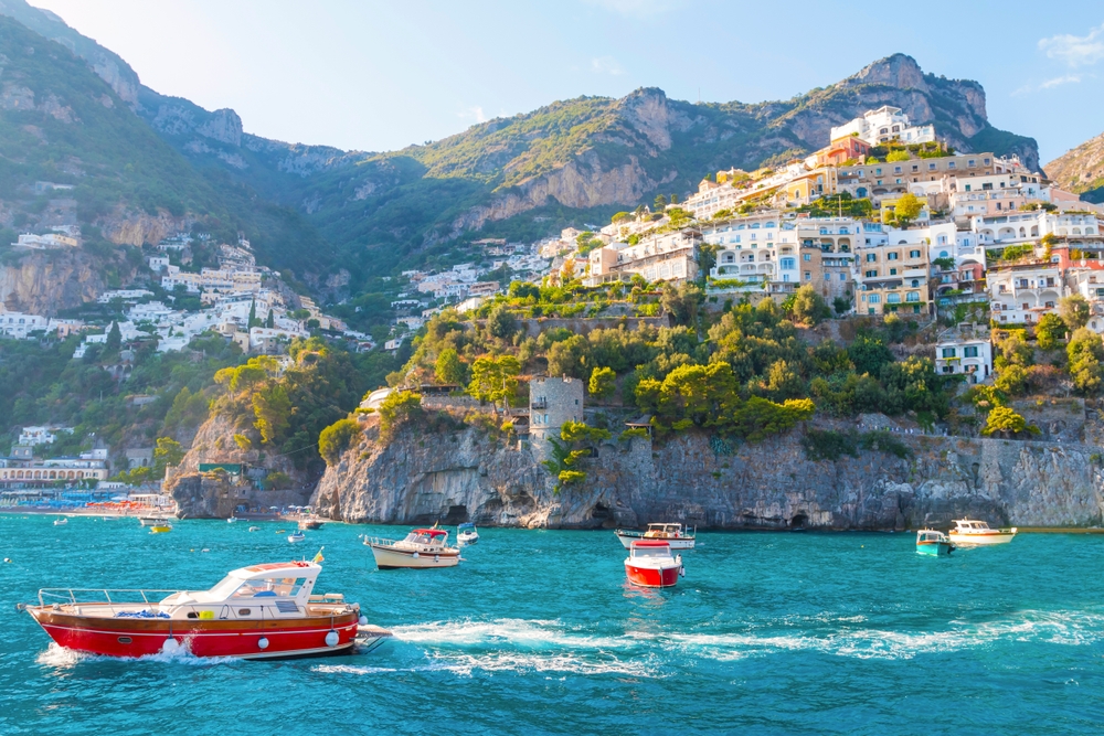 10 Songs to Listen To before Visiting Naples: Our Playlist | Iamme Ia!